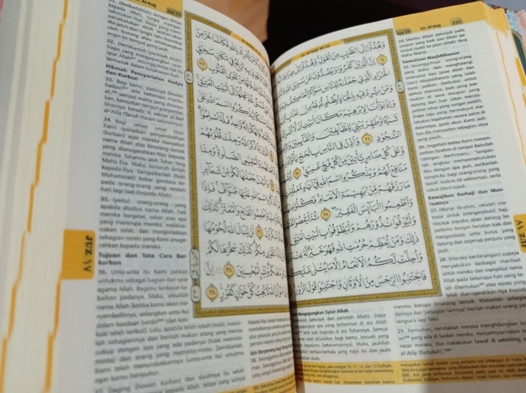 Desain Custom dan Cetak Al-Quran Kediri Tampilan Keren - Masan Printing